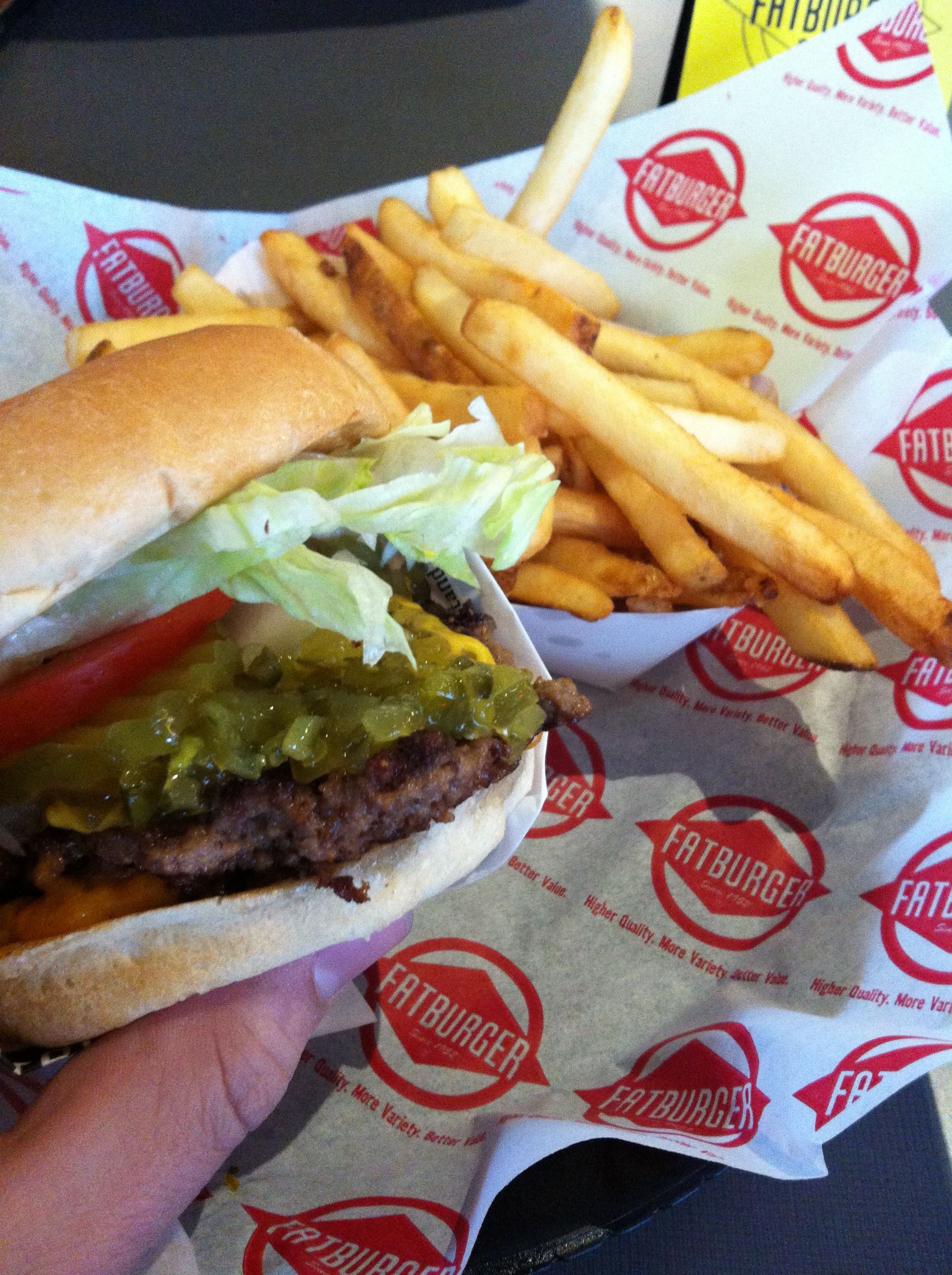 #2. Battle of the “Gourmet” Fast Food Burgers – stuffmouth